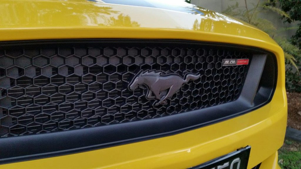 Mustang Emblem Pony - Black - Autoware